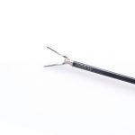Pinza de disección bipolar Maryland (curva) – Dolphin Medical